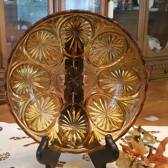 Vintage | Dining | Vintage Amber Pressed Glass Starburst Serving Bowl ...